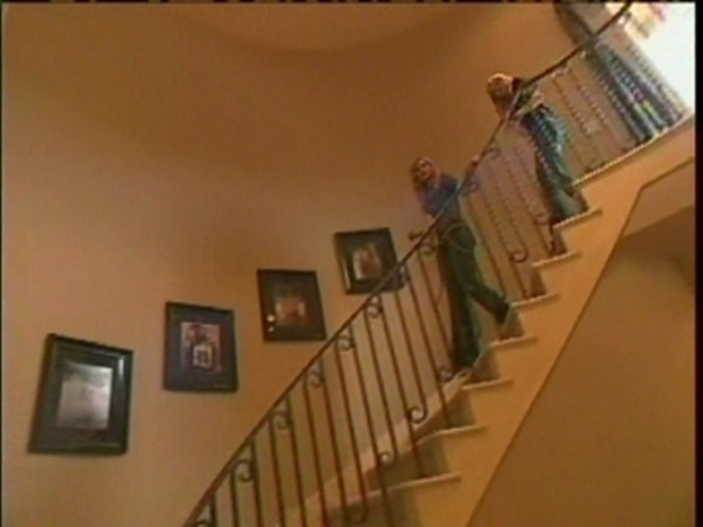 MTV Cribs - mtvcribs-170 - Aly & AJ Fan Gallery