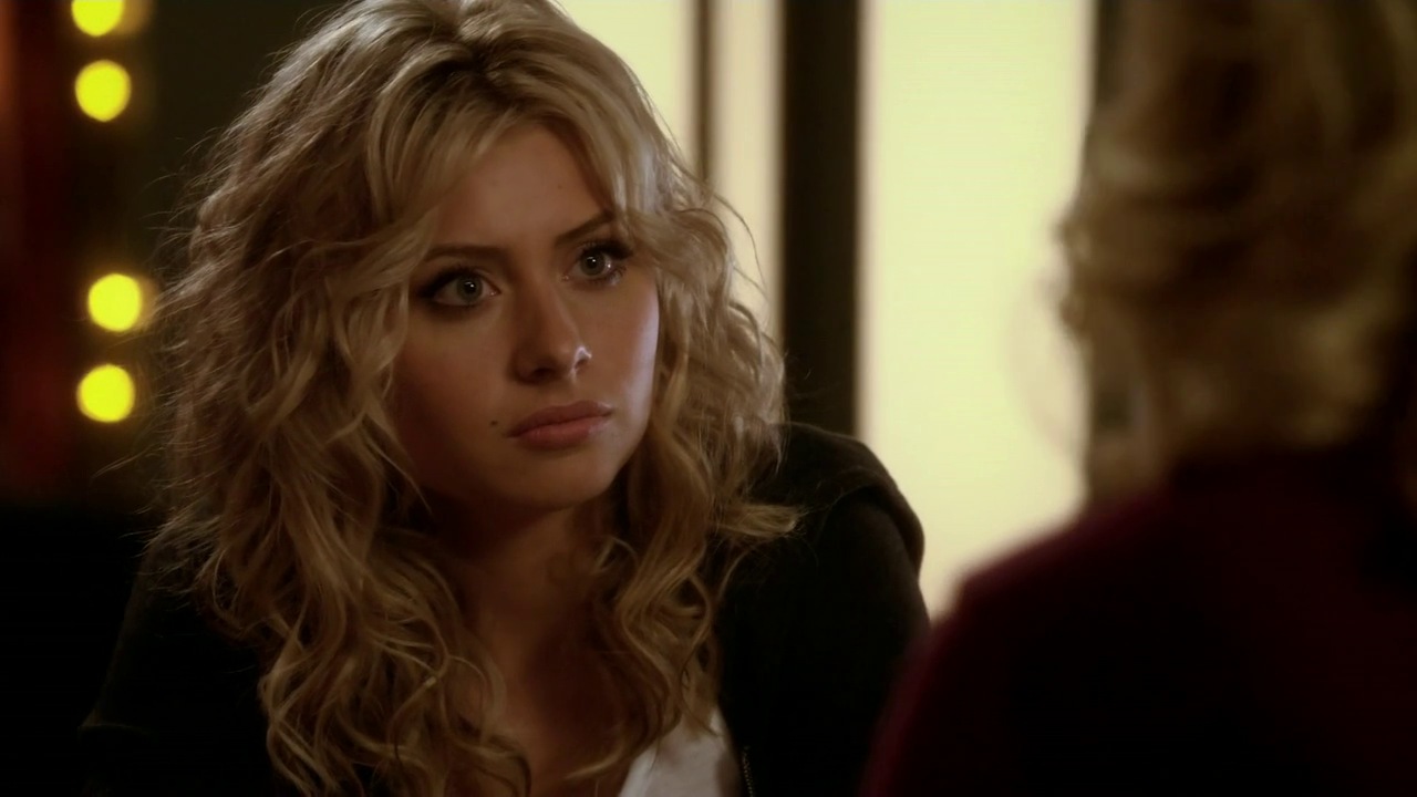 1x16 - Fancy Dan - 1x16 Fancy Dan 0029 - Aly & AJ Fan Gallery