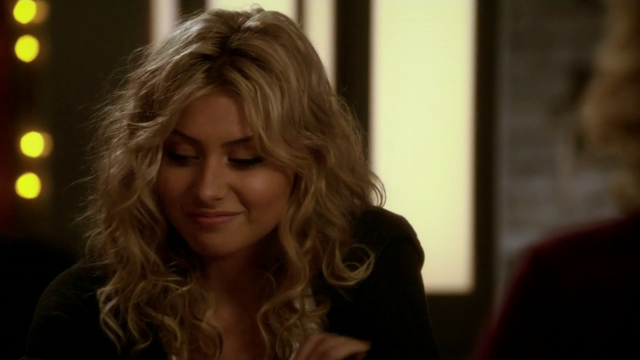 1x16 - Fancy Dan - 1x16 Fancy Dan 0031 - Aly & AJ Fan Gallery