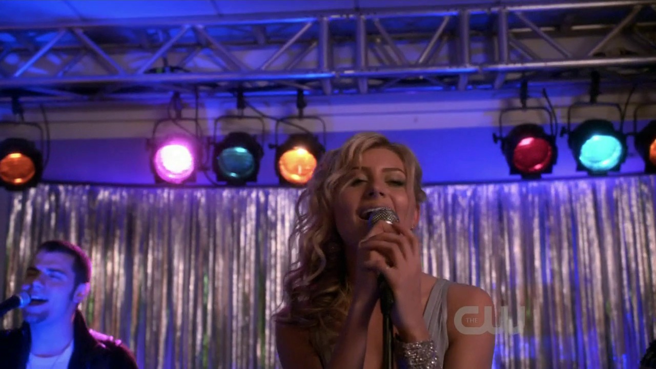 1x16 - Fancy Dan - 1x16 Fancy Dan 0412 - Aly & AJ Fan Gallery