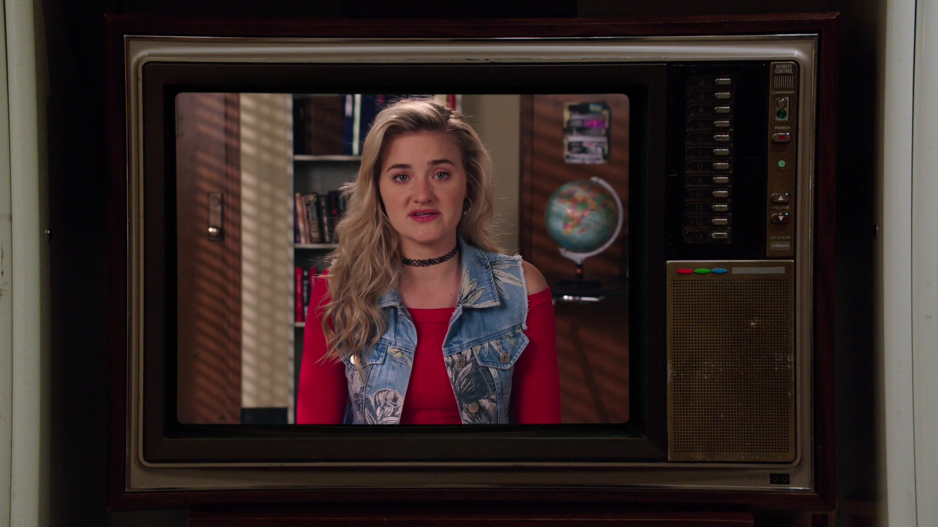 6x11 - The Wedding Singer - 0051 - Aly & AJ Fan Gallery